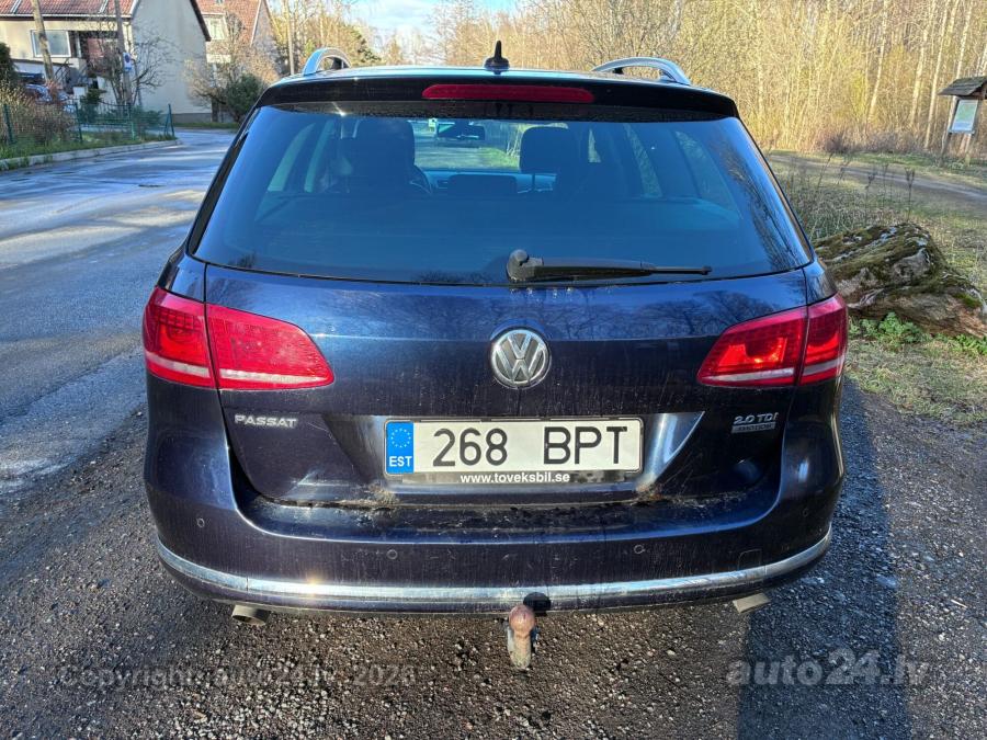 Zils Volkswagen Passat 2012 Tallina, ar dzinēja tilpumu 2.00 L un nobraukumu 295 tūkst. km par 4500 €, foto 7 vietnē AUTOMOTO.COM.LV