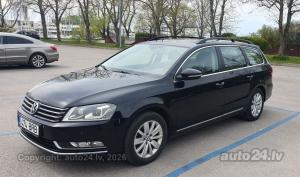 Blue Volkswagen Passat 2012 in Tallinn, with an engine capacity of 1.60 L and mileage of 321 thousand km for 4500 €, photo  on AUTOMOTO.COM.LV