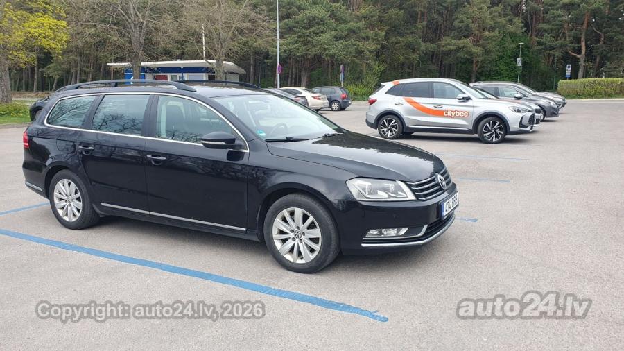 Blue Volkswagen Passat 2012 in Tallinn, with an engine capacity of 1.60 L and mileage of 321 thousand km for 4500 €, photo 4 on AUTOMOTO.COM.LV