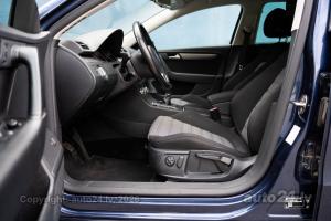 Zils Volkswagen Passat 2012 Paide, ar dzinēja tilpumu 1.60 L un nobraukumu 253 tūkst. km par 6499 €, foto 14 vietnē AUTOMOTO.COM.LV