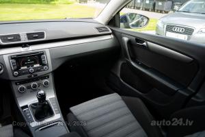 Zils Volkswagen Passat 2012 Paide, ar dzinēja tilpumu 1.60 L un nobraukumu 253 tūkst. km par 6499 €, foto 17 vietnē AUTOMOTO.COM.LV