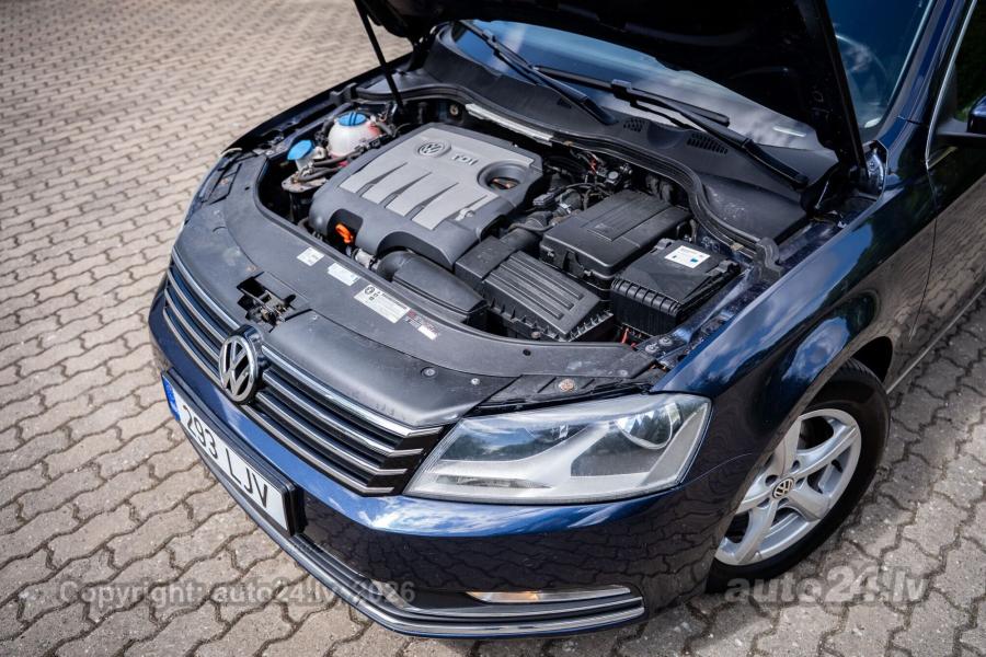 Zils Volkswagen Passat 2012 Paide, ar dzinēja tilpumu 1.60 L un nobraukumu 253 tūkst. km par 6499 €, foto 26 vietnē AUTOMOTO.COM.LV