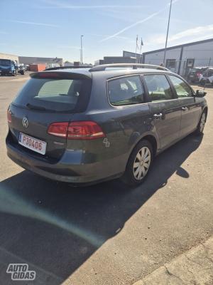 Blue Volkswagen Passat 2012 in Kaunas, with an engine capacity of 1.60 L and mileage of 269 thousand km for 4500 €, photo 3 on AUTOMOTO.COM.LV