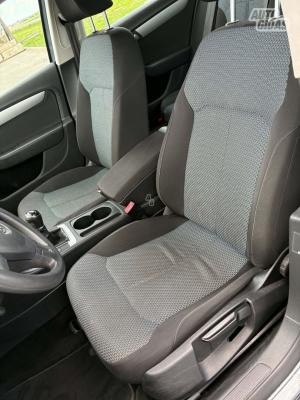 Blue Volkswagen Passat 2012 in Kaunas, with an engine capacity of 1.60 L and mileage of 270 thousand km for 4200 €, photo 14 on AUTOMOTO.COM.LV