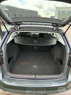 Blue Volkswagen Passat 2012 in Kaunas, with an engine capacity of 1.60 L and mileage of 270 thousand km for 4200 €, photo 19 on AUTOMOTO.COM.LV