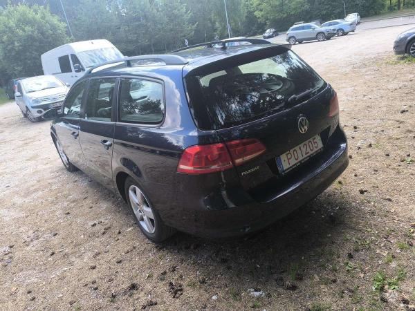 Blue Volkswagen Passat 2012 in Vilnius, with an engine capacity of 1.97 L and mileage of 340 thousand km for 2999 €, photo 9 on AUTOMOTO.COM.LV