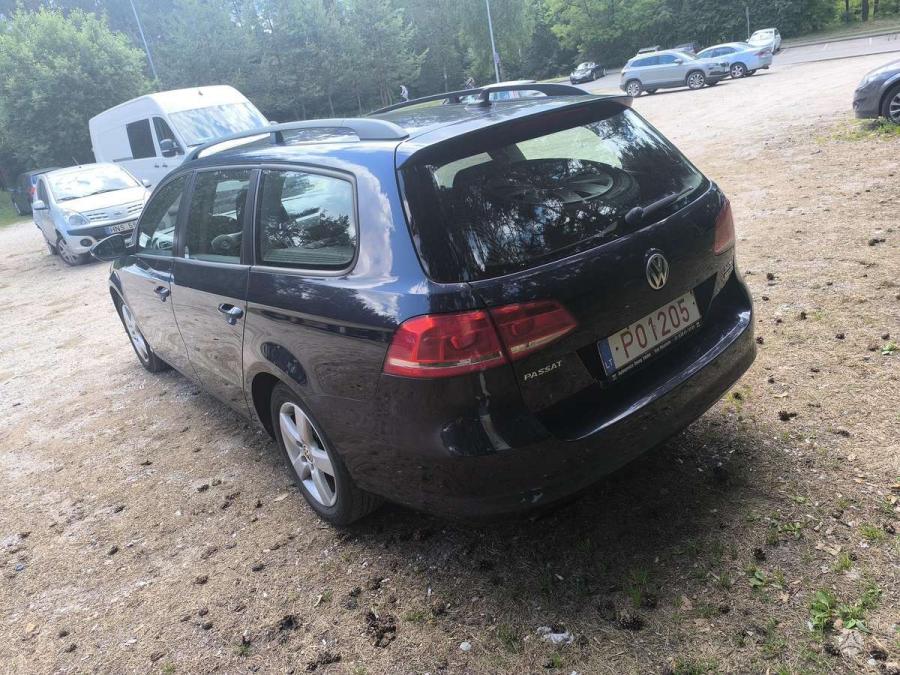 Zils Volkswagen Passat 2012 Viļņa, ar dzinēja tilpumu 1.97 L un nobraukumu 340 tūkst. km par 2999 €, foto 10 vietnē AUTOMOTO.COM.LV