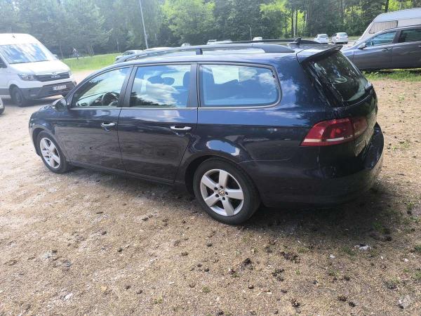 Zils Volkswagen Passat 2012 Viļņa, ar dzinēja tilpumu 1.97 L un nobraukumu 340 tūkst. km par 2999 €, foto 10 vietnē AUTOMOTO.COM.LV
