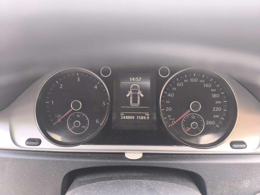 Zils Volkswagen Passat 2012 Viļņa, ar dzinēja tilpumu 1.97 L un nobraukumu 340 tūkst. km par 2999 €, foto 20 vietnē AUTOMOTO.COM.LV