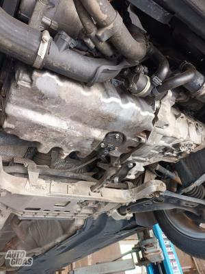 Zils Volkswagen Passat 2012 Panevēža, ar dzinēja tilpumu 1.60 L un nobraukumu 273 tūkst. km par 5000 €, foto 16 vietnē AUTOMOTO.COM.LV
