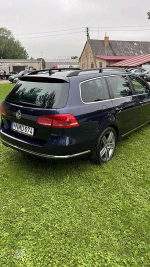 Blue Volkswagen Passat 2012 in Marijampole, with an engine capacity of 1.97 L and mileage of 217 thousand km for 5500 €, photo 5 on AUTOMOTO.COM.LV