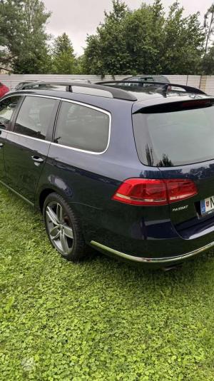 Blue Volkswagen Passat 2012 in Marijampole, with an engine capacity of 1.97 L and mileage of 217 thousand km for 5500 €, photo 6 on AUTOMOTO.COM.LV