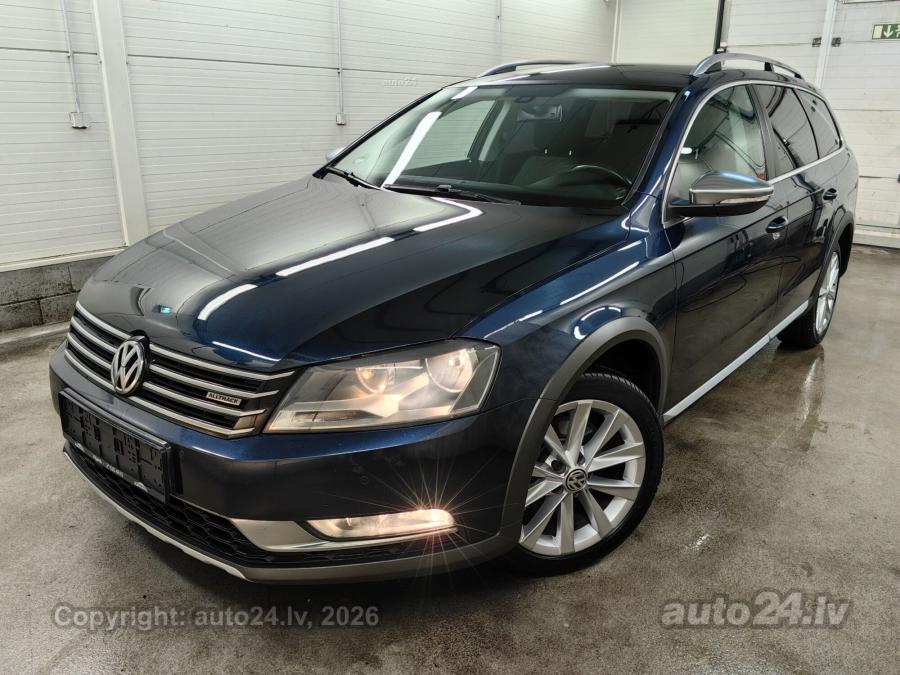 Blue Volkswagen Passat 2012 in Viljandi, with an engine capacity of 2.00 L and mileage of 295 thousand km for 6790 €, photo 6 on AUTOMOTO.COM.LV