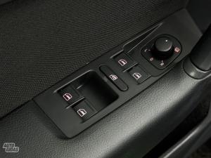 Blue Volkswagen Passat 2012 in Vilnius, with an engine capacity of 1.60 L and mileage of 174 thousand km for 4990 €, photo 11 on AUTOMOTO.COM.LV