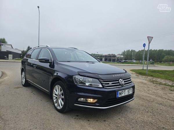 Blue Volkswagen Passat 2013 in Klaipeda, with an engine capacity of 2.00 L and mileage of 260 thousand km for 5200 €, photo 4 on AUTOMOTO.COM.LV