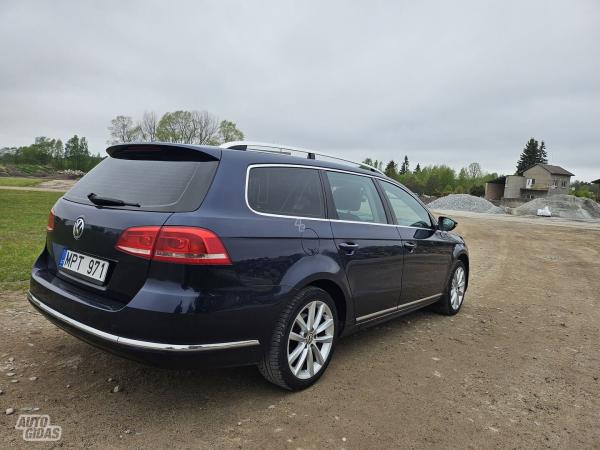 Blue Volkswagen Passat 2013 in Klaipeda, with an engine capacity of 2.00 L and mileage of 260 thousand km for 5200 €, photo 8 on AUTOMOTO.COM.LV