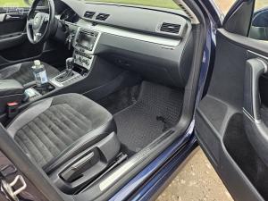 Blue Volkswagen Passat 2013 in Klaipeda, with an engine capacity of 2.00 L and mileage of 260 thousand km for 5200 €, photo 14 on AUTOMOTO.COM.LV
