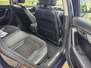 Blue Volkswagen Passat 2013 in Klaipeda, with an engine capacity of 2.00 L and mileage of 260 thousand km for 5200 €, photo 15 on AUTOMOTO.COM.LV