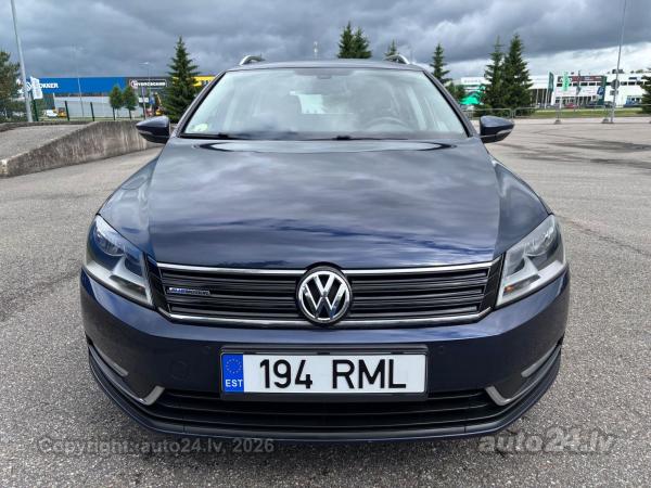Blue Volkswagen Passat 2013 in Paide, with an engine capacity of 1.60 L and mileage of 244 thousand km for 6990 €, photo 2 on AUTOMOTO.COM.LV