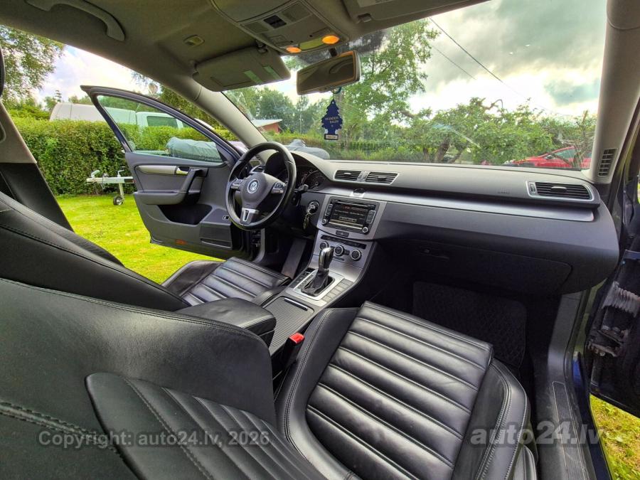 Blue Volkswagen Passat 2013 in Tallinn, with an engine capacity of 2.00 L and mileage of 325 thousand km for 4200 €, photo 8 on AUTOMOTO.COM.LV