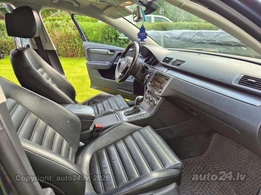 Blue Volkswagen Passat 2013 in Tallinn, with an engine capacity of 2.00 L and mileage of 325 thousand km for 4200 €, photo 10 on AUTOMOTO.COM.LV