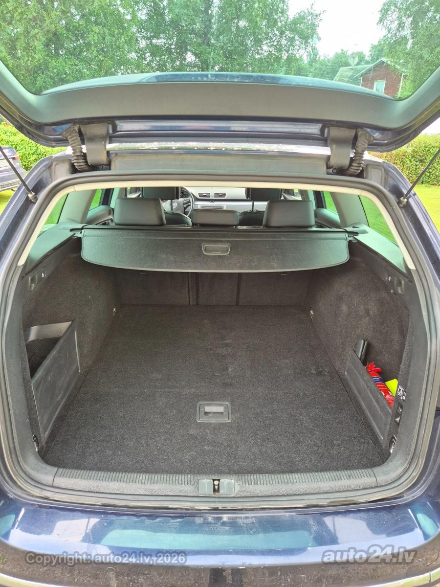 Blue Volkswagen Passat 2013 in Tallinn, with an engine capacity of 2.00 L and mileage of 325 thousand km for 4200 €, photo 16 on AUTOMOTO.COM.LV
