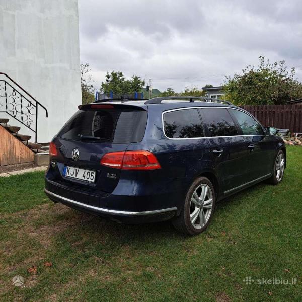 Blue Volkswagen Passat 2013 in Marijampole, with an engine capacity of 2.00 L and mileage of 320 thousand km for 3500 €, photo 2 on AUTOMOTO.COM.LV