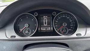Blue Volkswagen Passat 2013 in Kelme, with an engine capacity of 1.97 L and mileage of 293 thousand km for 4900 €, photo 14 on AUTOMOTO.COM.LV