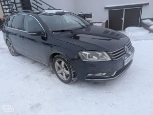 Blue Volkswagen Passat 2014 in Siauliai, with an engine capacity of 1.60 L and mileage of 312 thousand km for 5600 €, photo 2 on AUTOMOTO.COM.LV