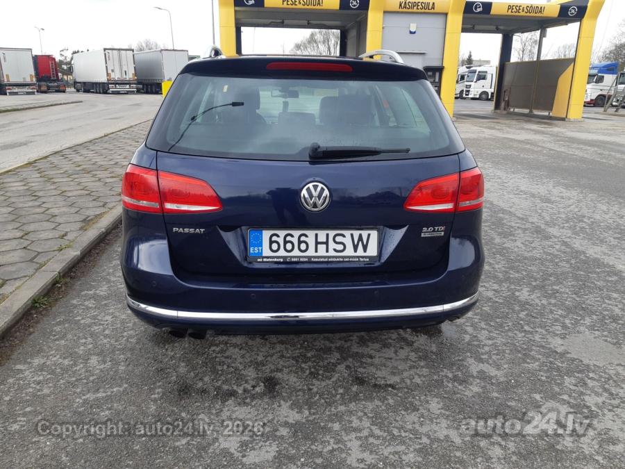 Blue Volkswagen Passat 2014 in Voru, with an engine capacity of 2.00 L and mileage of 284 thousand km for 7600 €, photo 5 on AUTOMOTO.COM.LV