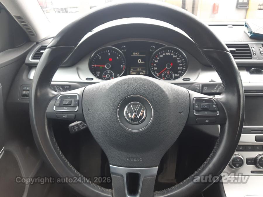 Blue Volkswagen Passat 2014 in Voru, with an engine capacity of 2.00 L and mileage of 284 thousand km for 7600 €, photo 11 on AUTOMOTO.COM.LV
