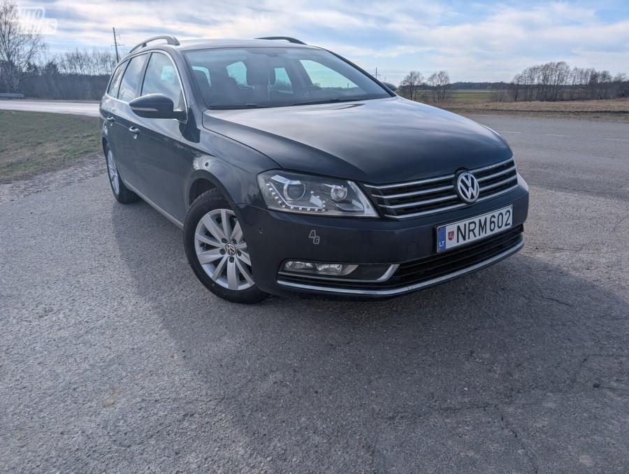 Zils Volkswagen Passat 2014 Šauļi, ar dzinēja tilpumu 1.60 L un nobraukumu 312 tūkst. km par 5200 €, foto 1 vietnē AUTOMOTO.COM.LV
