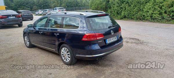 Zils Volkswagen Passat 2014 Tallina, ar dzinēja tilpumu 2.00 L un nobraukumu 288 tūkst. km par 4650 €, foto 4 vietnē AUTOMOTO.COM.LV