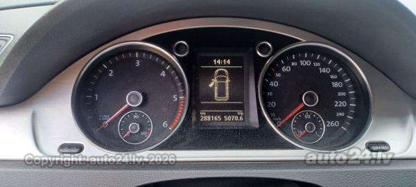Zils Volkswagen Passat 2014 Tallina, ar dzinēja tilpumu 2.00 L un nobraukumu 288 tūkst. km par 4650 €, foto 10 vietnē AUTOMOTO.COM.LV