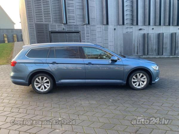 Blue Volkswagen Passat 2015 in Rapla, with an engine capacity of 1.60 L and mileage of 197 thousand km for 11499 €, photo 5 on AUTOMOTO.COM.LV