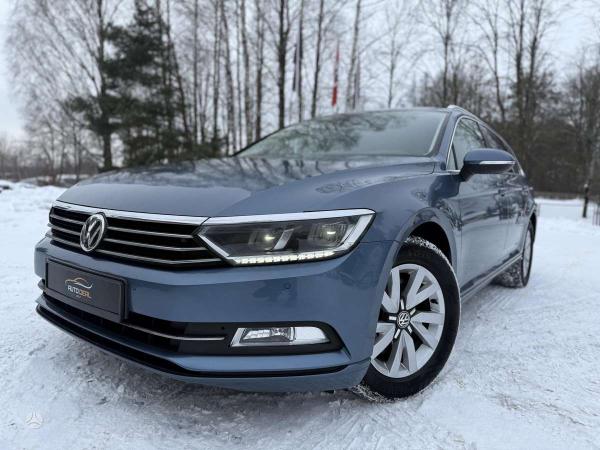 Blue Volkswagen Passat 2015 in Kazlu Ruda, with an engine capacity of 1.60 L and mileage of 284 thousand km for 7999 €, photo 5 on AUTOMOTO.COM.LV