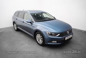 Blue Volkswagen Passat 2015 in Tallinn, with an engine capacity of 2.00 L and mileage of 217 thousand km for 10999 €, photo 3 on AUTOMOTO.COM.LV