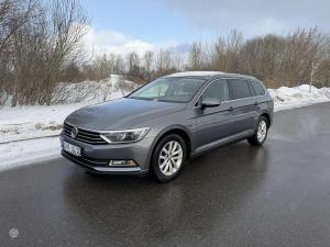Blue Volkswagen Passat 2015 in Vilnius, with an engine capacity of 1.60 L and mileage of 181 thousand km for 7999 €, photo  on AUTOMOTO.COM.LV