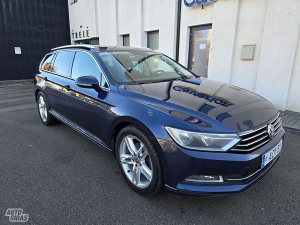 Blue Volkswagen Passat 2015 in Kaunas, with an engine capacity of 1.60 L and mileage of 299 thousand km for 7600 €, photo 3 on AUTOMOTO.COM.LV