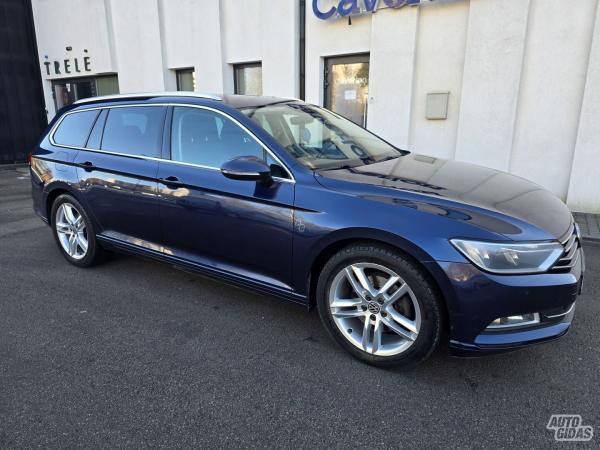 Blue Volkswagen Passat 2015 in Kaunas, with an engine capacity of 1.60 L and mileage of 299 thousand km for 7600 €, photo 4 on AUTOMOTO.COM.LV