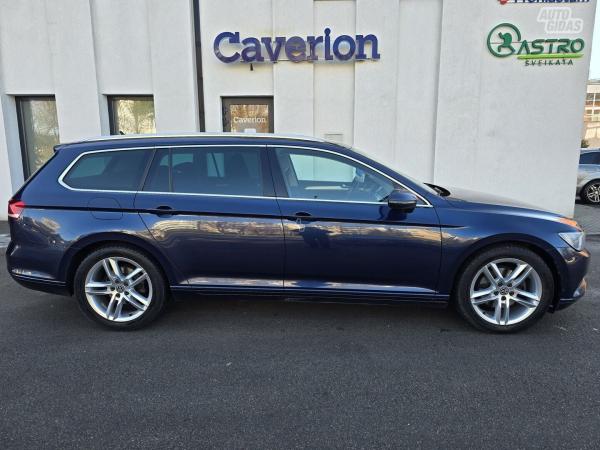 Blue Volkswagen Passat 2015 in Kaunas, with an engine capacity of 1.60 L and mileage of 299 thousand km for 7600 €, photo 5 on AUTOMOTO.COM.LV