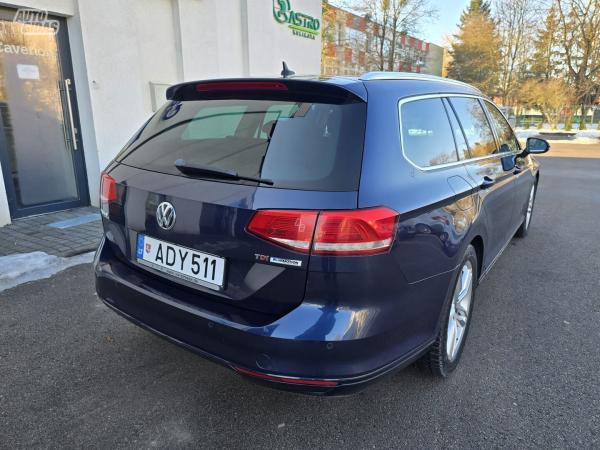 Blue Volkswagen Passat 2015 in Kaunas, with an engine capacity of 1.60 L and mileage of 299 thousand km for 7600 €, photo 7 on AUTOMOTO.COM.LV