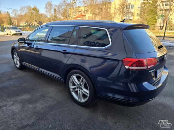 Blue Volkswagen Passat 2015 in Kaunas, with an engine capacity of 1.60 L and mileage of 299 thousand km for 7600 €, photo 9 on AUTOMOTO.COM.LV