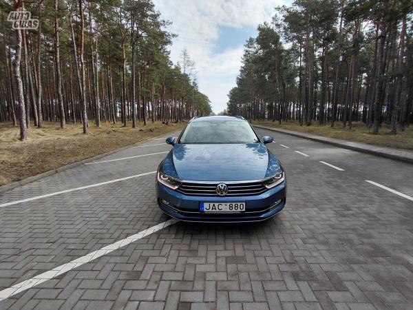 Blue Volkswagen Passat 2015 in Palanga, with an engine capacity of 1.80 L and mileage of 122 thousand km for 12500 €, photo 1 on AUTOMOTO.COM.LV