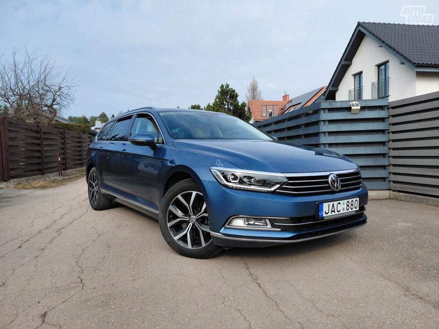 Zils Volkswagen Passat 2015 Palanga, ar dzinēja tilpumu 1.80 L un nobraukumu 122 tūkst. km par 12500 €, foto 30 vietnē AUTOMOTO.COM.LV
