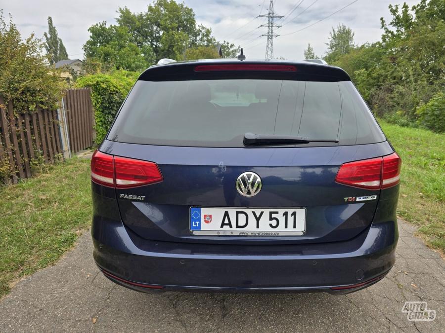 Zils Volkswagen Passat 2015 Kauņa, ar dzinēja tilpumu 1.60 L un nobraukumu 303 tūkst. km par 7300 €, foto 9 vietnē AUTOMOTO.COM.LV