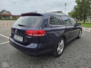 Blue Volkswagen Passat 2015 in Kaunas, with an engine capacity of 1.60 L and mileage of 303 thousand km for 7100 €, photo 9 on AUTOMOTO.COM.LV
