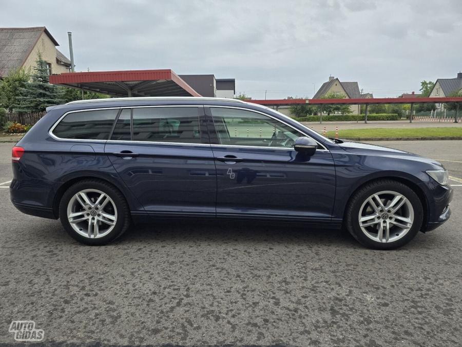 Blue Volkswagen Passat 2015 in Kaunas, with an engine capacity of 1.60 L and mileage of 303 thousand km for 7100 €, photo 10 on AUTOMOTO.COM.LV