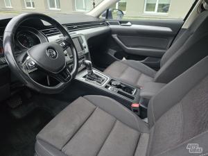 Blue Volkswagen Passat 2015 in Kaunas, with an engine capacity of 1.60 L and mileage of 303 thousand km for 7100 €, photo 15 on AUTOMOTO.COM.LV