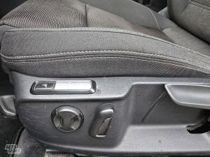 Blue Volkswagen Passat 2015 in Kaunas, with an engine capacity of 1.60 L and mileage of 303 thousand km for 7100 €, photo 23 on AUTOMOTO.COM.LV